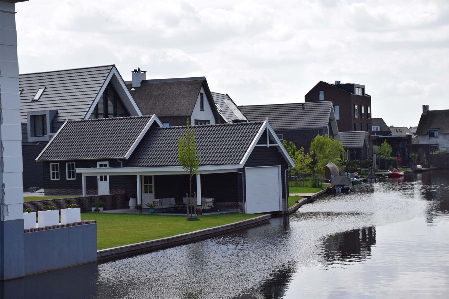 Veranda met boothuis | Brandola Houtbouw